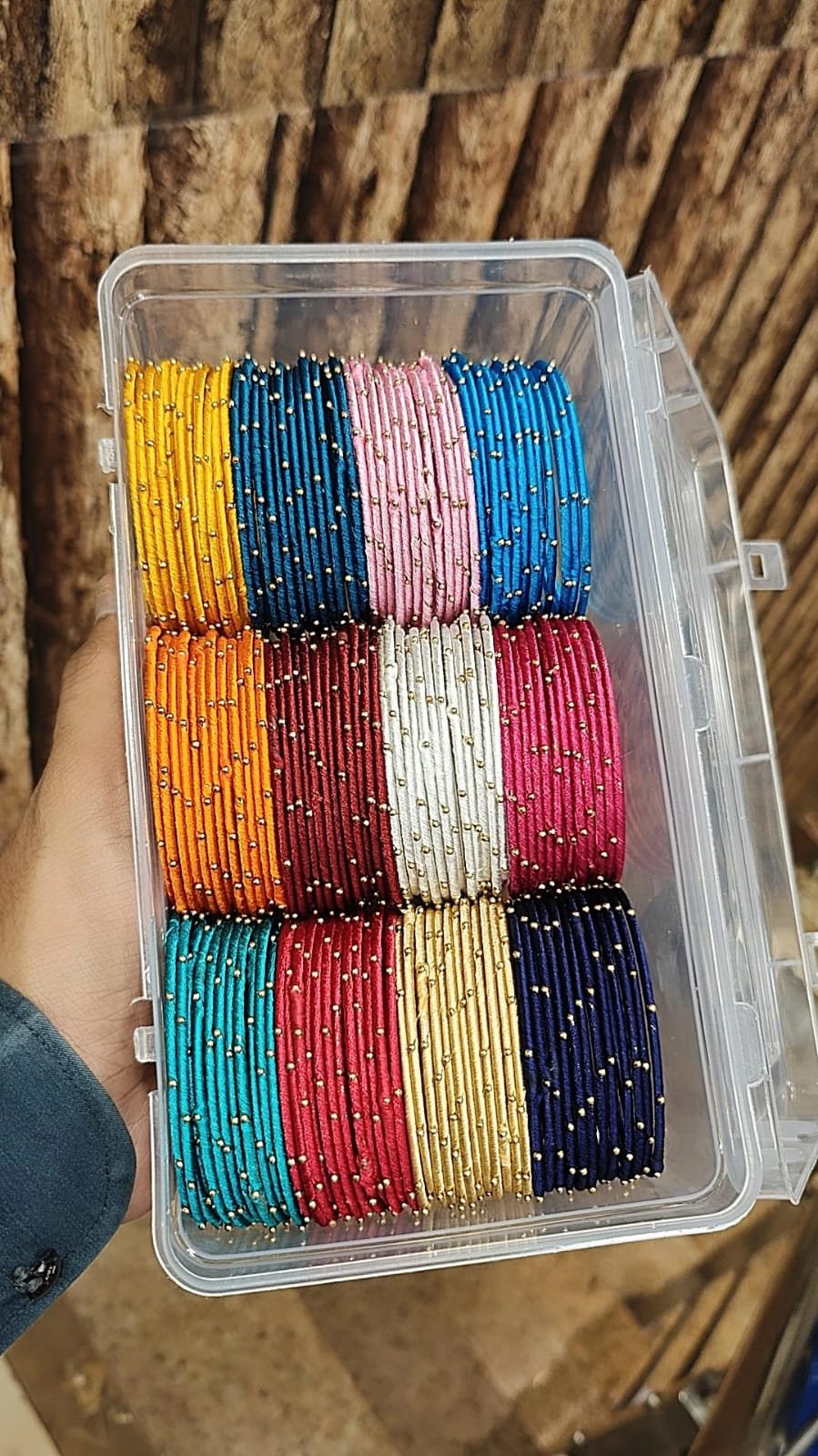 THREAD 12 COLOURS BOX - Bangles King